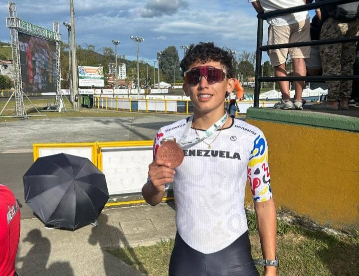 Patinadores criollos sumaron dos bronces en Colombia - El Foco Venezuela